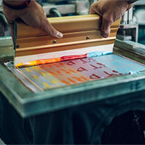 About - Lola - Design, Print, Web